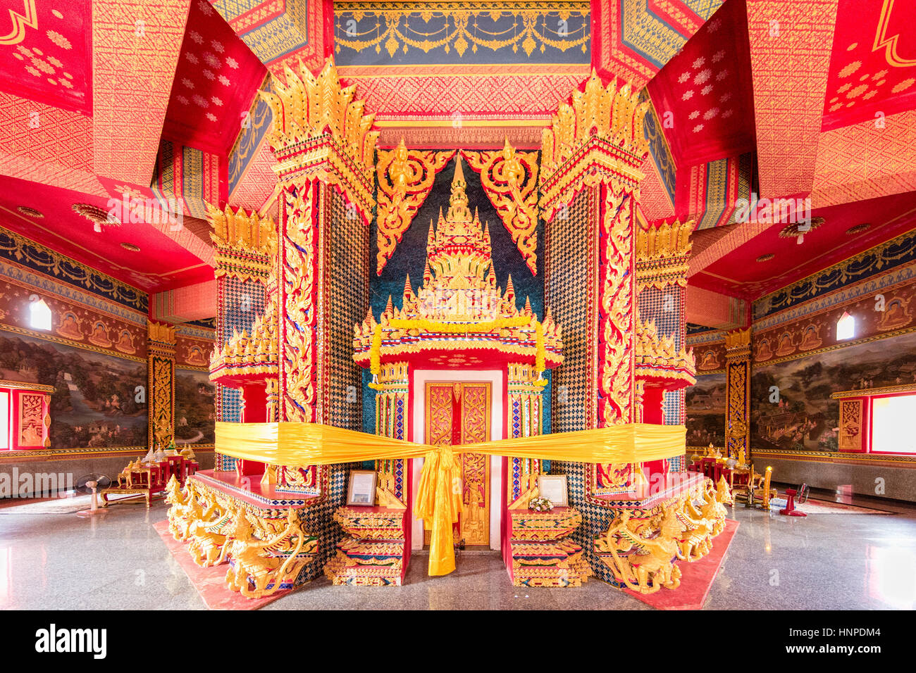 Rian gold hi-res stock photography and images - Alamy