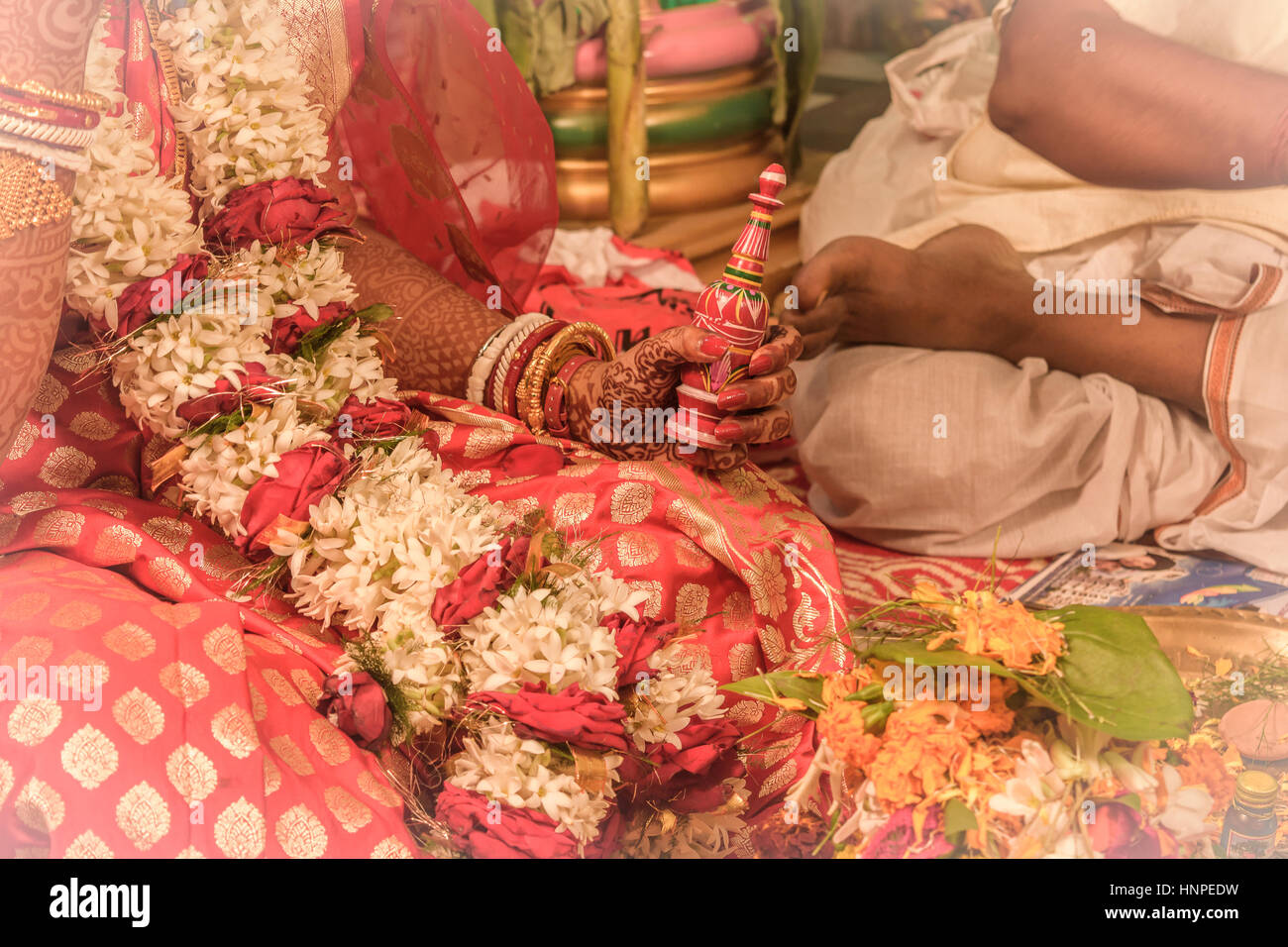Indian Wedding Rituals- indian couple Stock Photo - Alamy