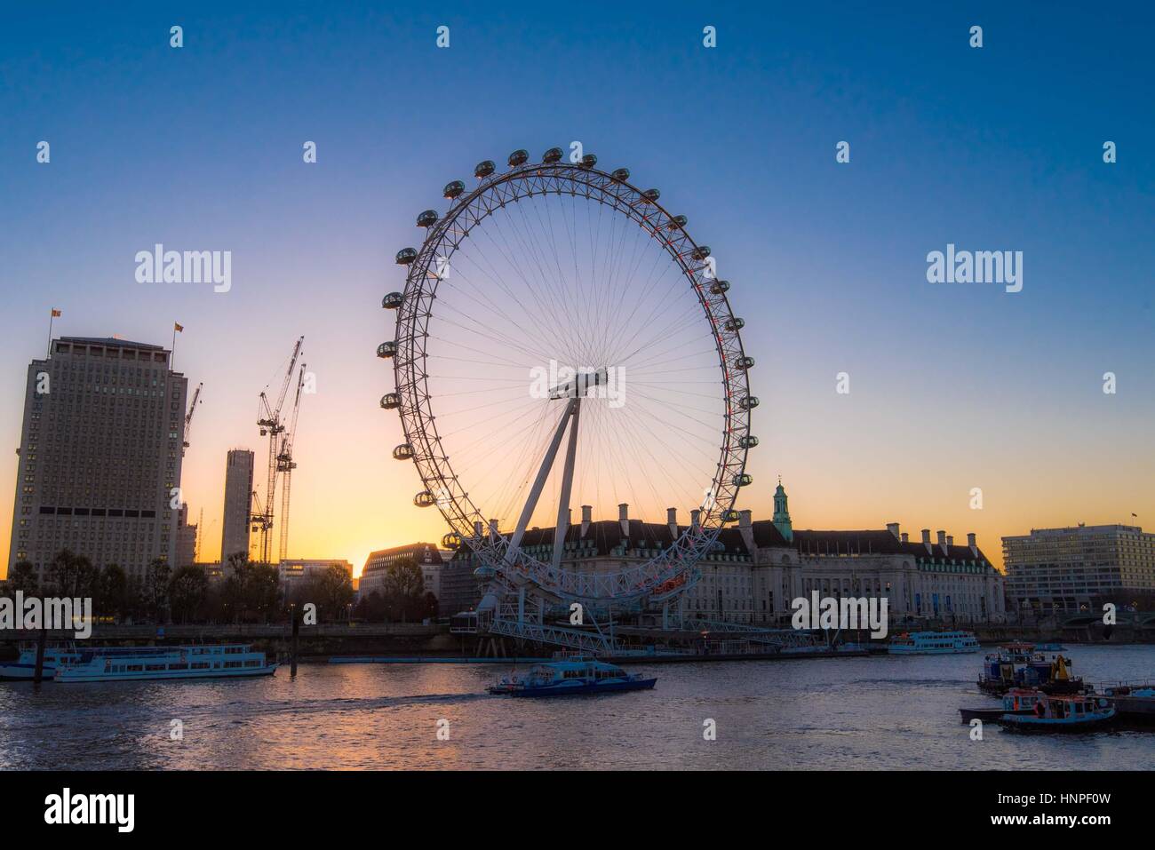 City of london golden hour hi-res stock photography and images - Alamy