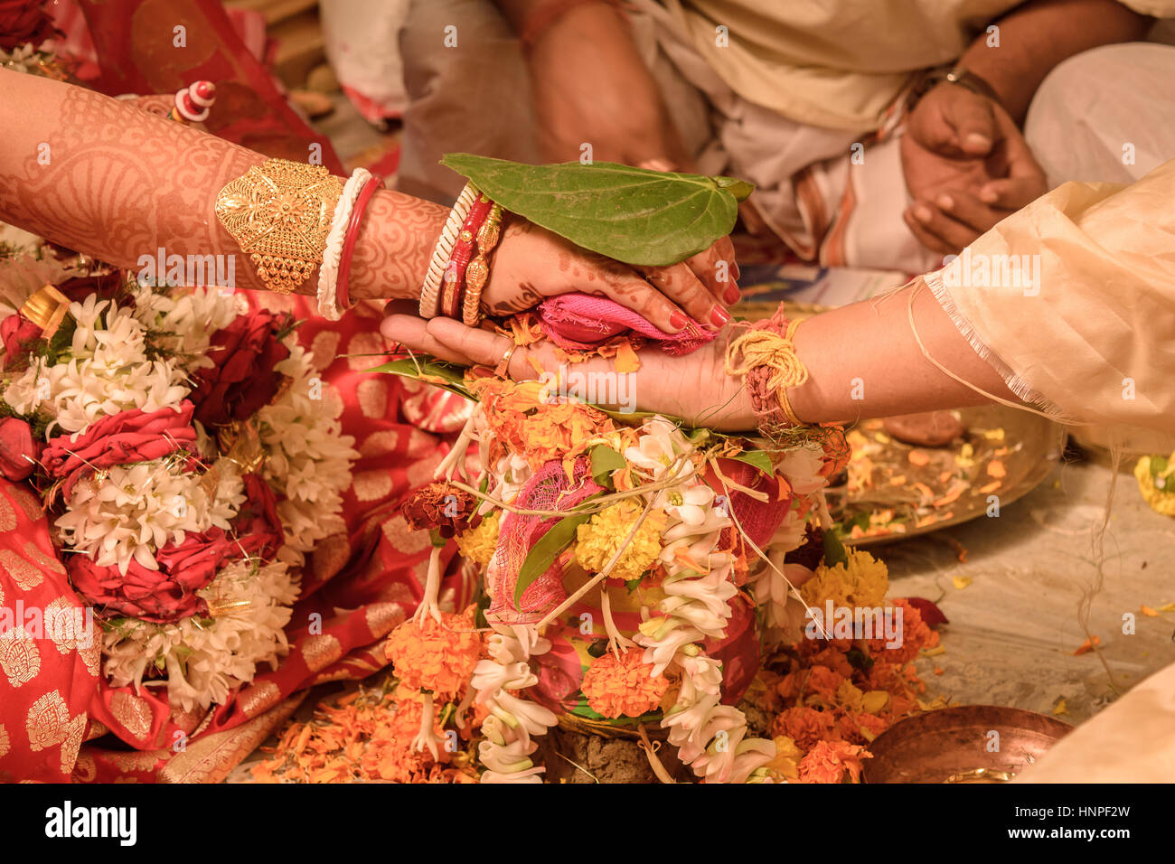 Indian Wedding Rituals- indian couple Stock Photo - Alamy