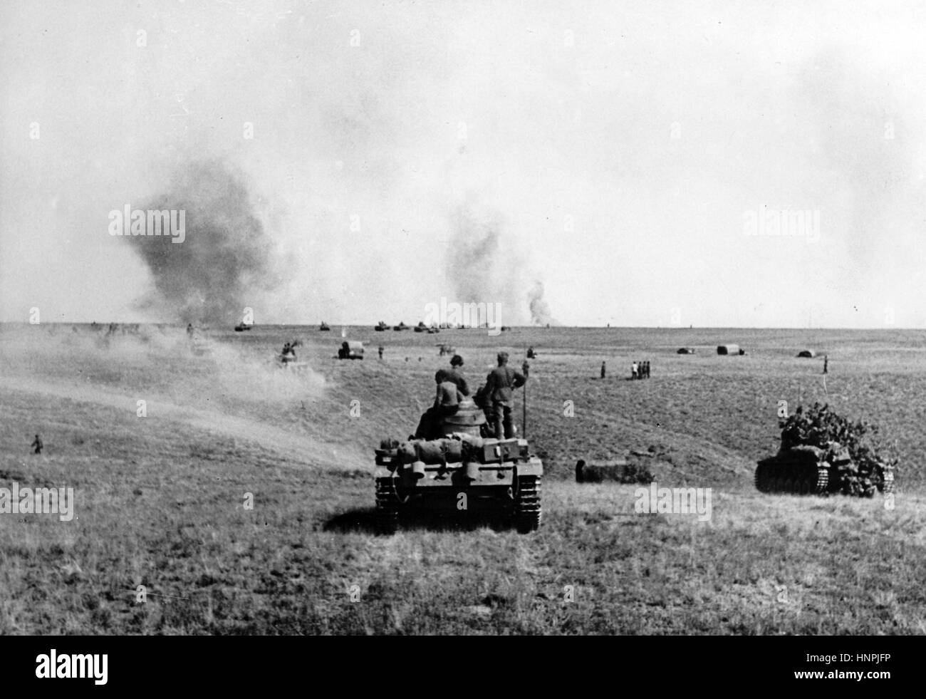 1942 battle hi-res stock photography and images - Alamy