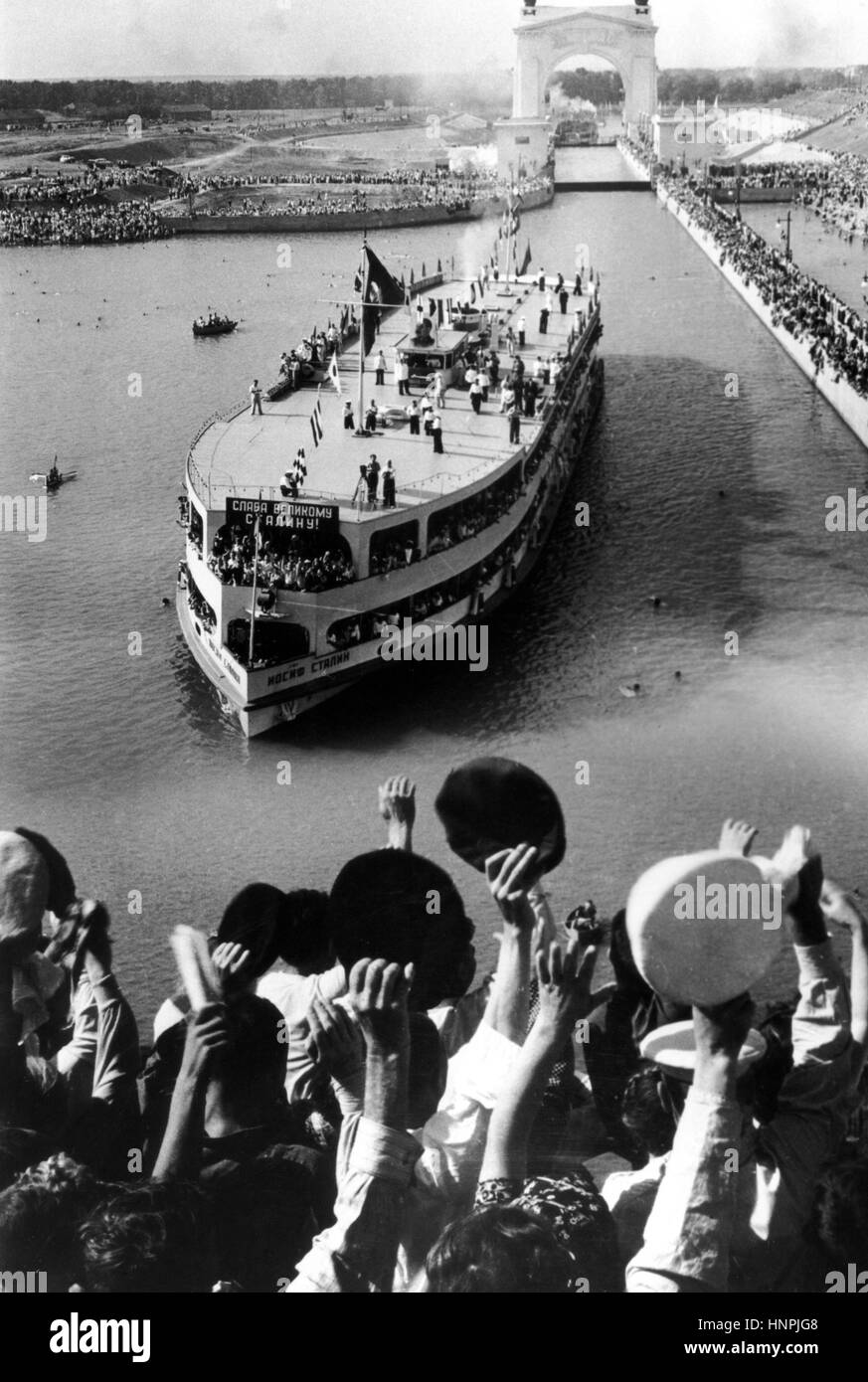 Rejoicing people greet the ship 'Joseph Stalin' at the opening of the ...