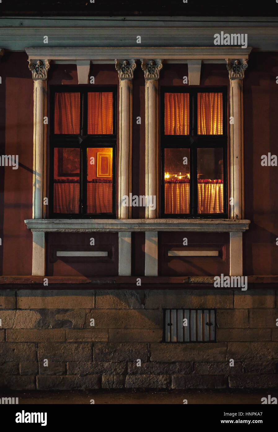 Exterior home window night hi-res stock photography and images - Alamy