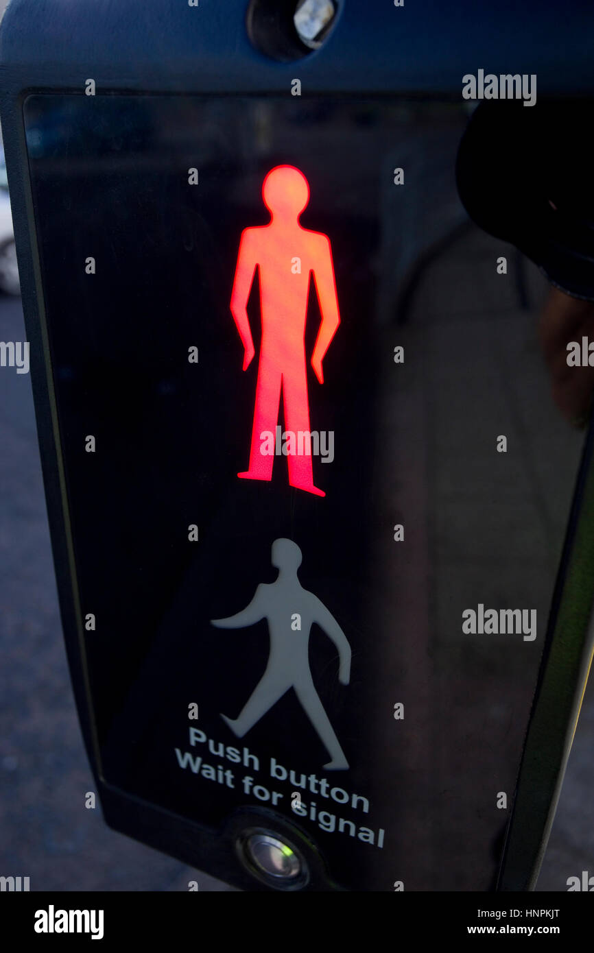 Green Man Pedestrian Crossing Sign Stock Photo - Alamy