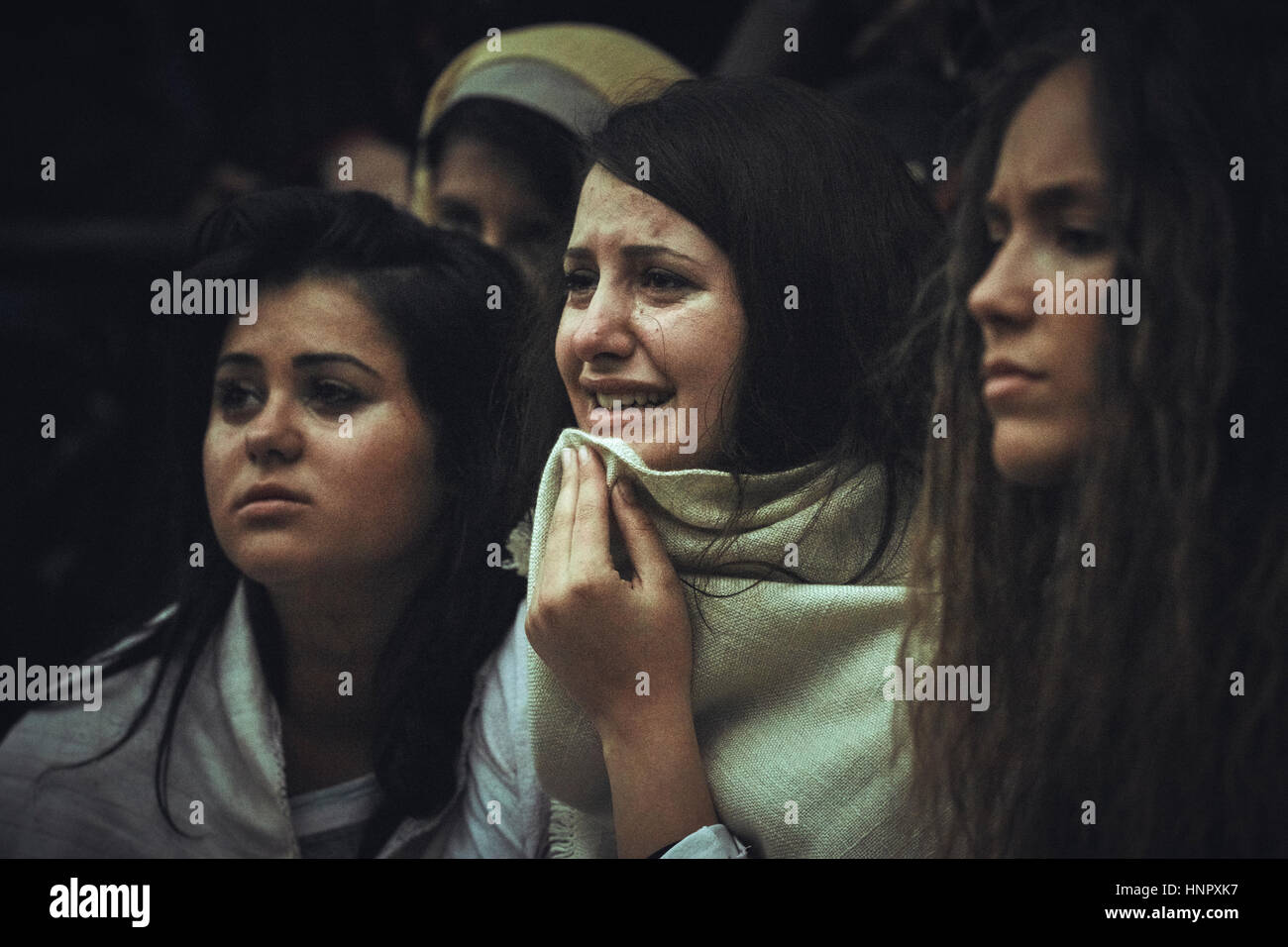 Actress crying hi-res stock photography and images - Alamy