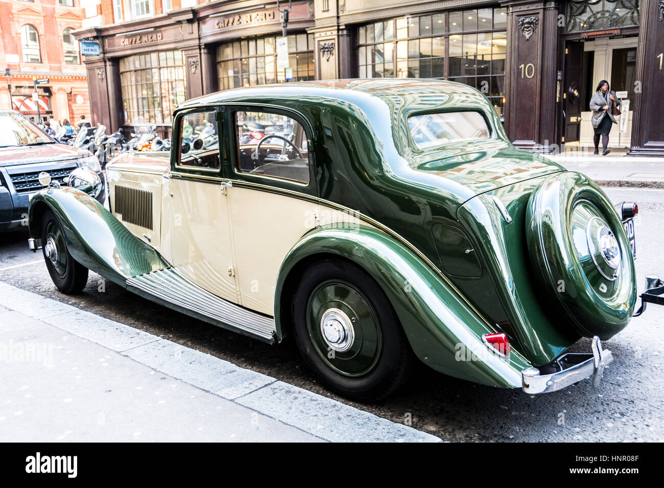 Derby bentley hi-res stock photography and images - Alamy