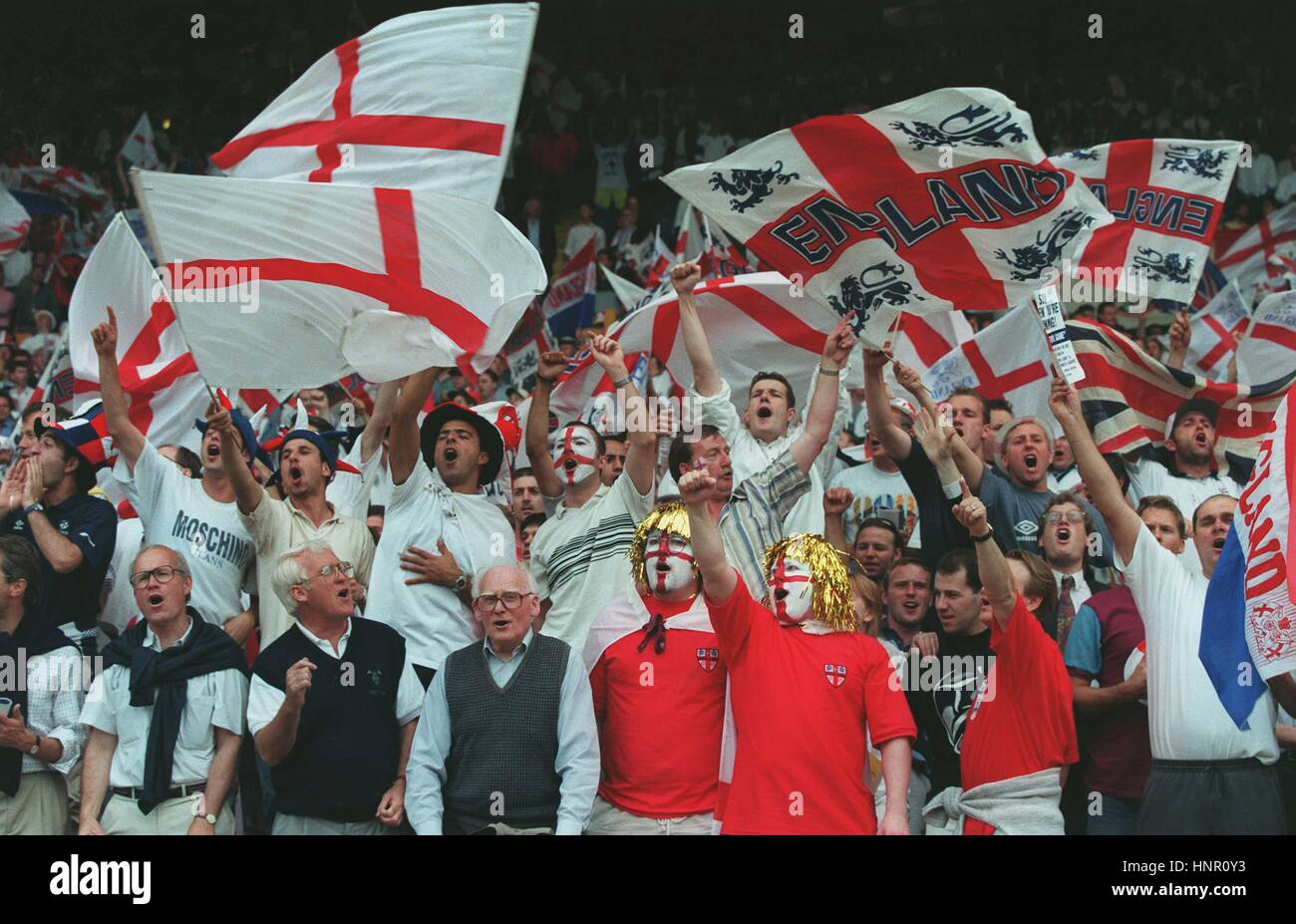 ENGLAND FANS AT WEMBLEY EURO 96 27 June 1996 Stock Photo - Alamy