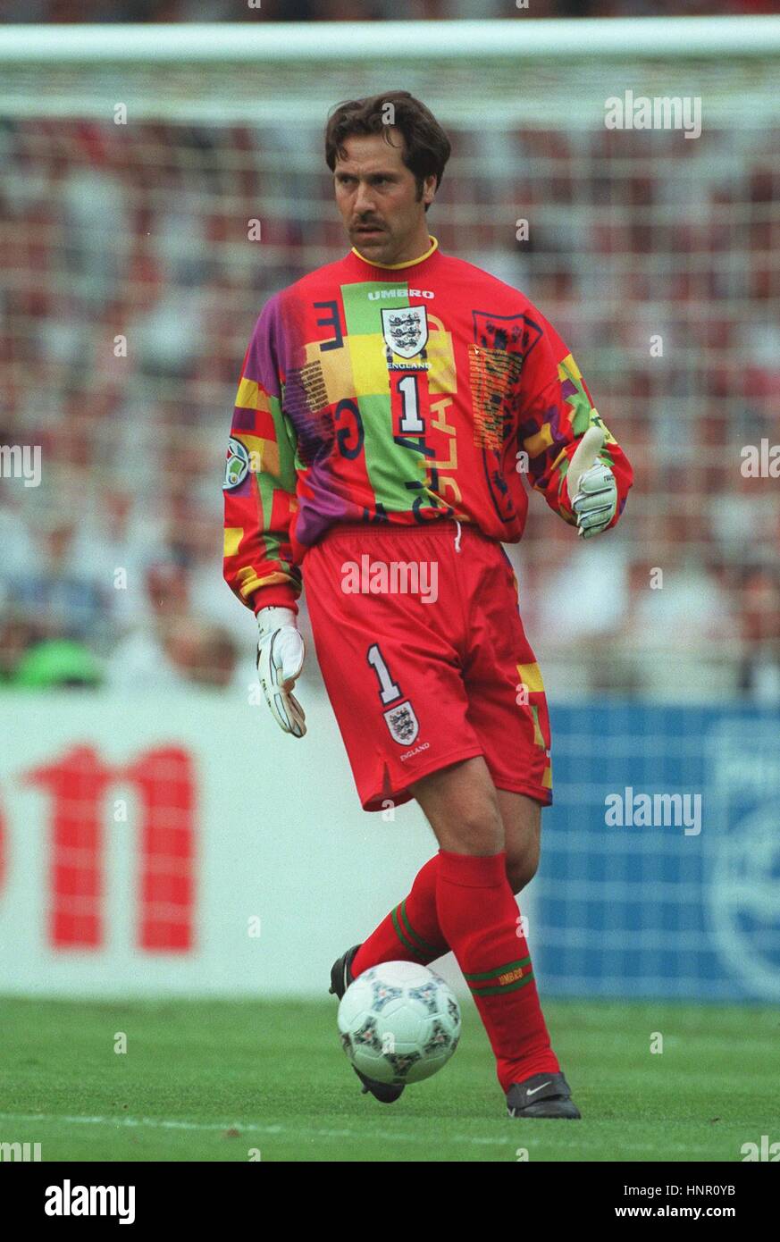DAVID SEAMAN ENGLAND & ARSENAL FC 27 June 1996 Stock Photo - Alamy