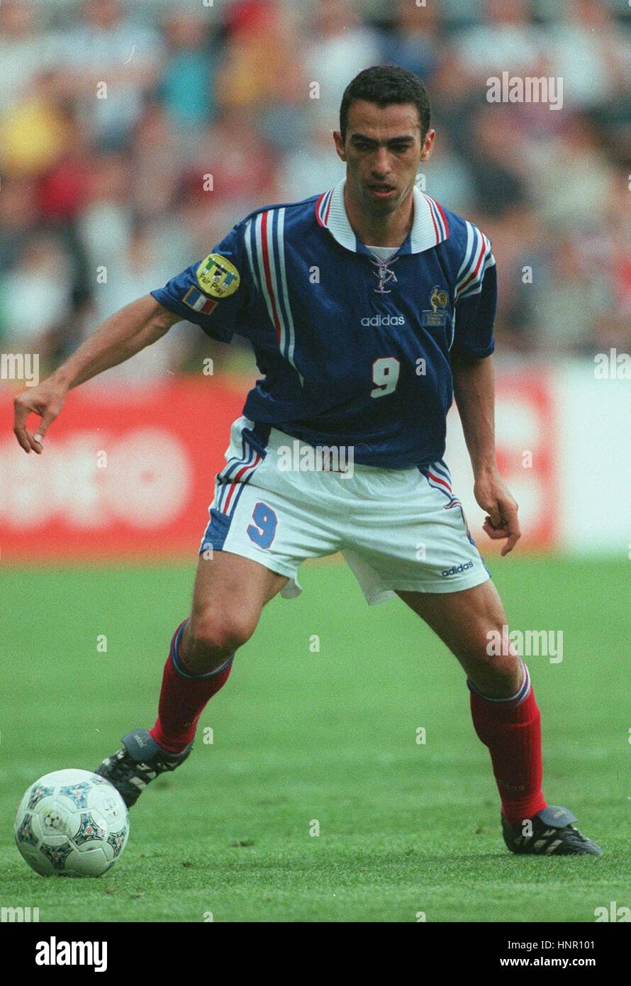 Djorkaeff 1996 hi-res stock photography and images - Alamy