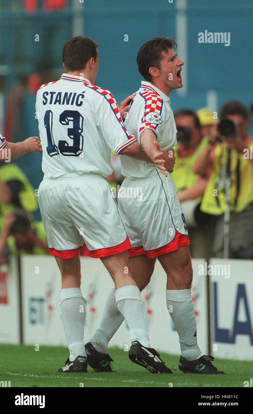 DAVOR SUKER & MARIO STANIC CROATIA V DENMARK 16 June 1996 Stock Photo ...