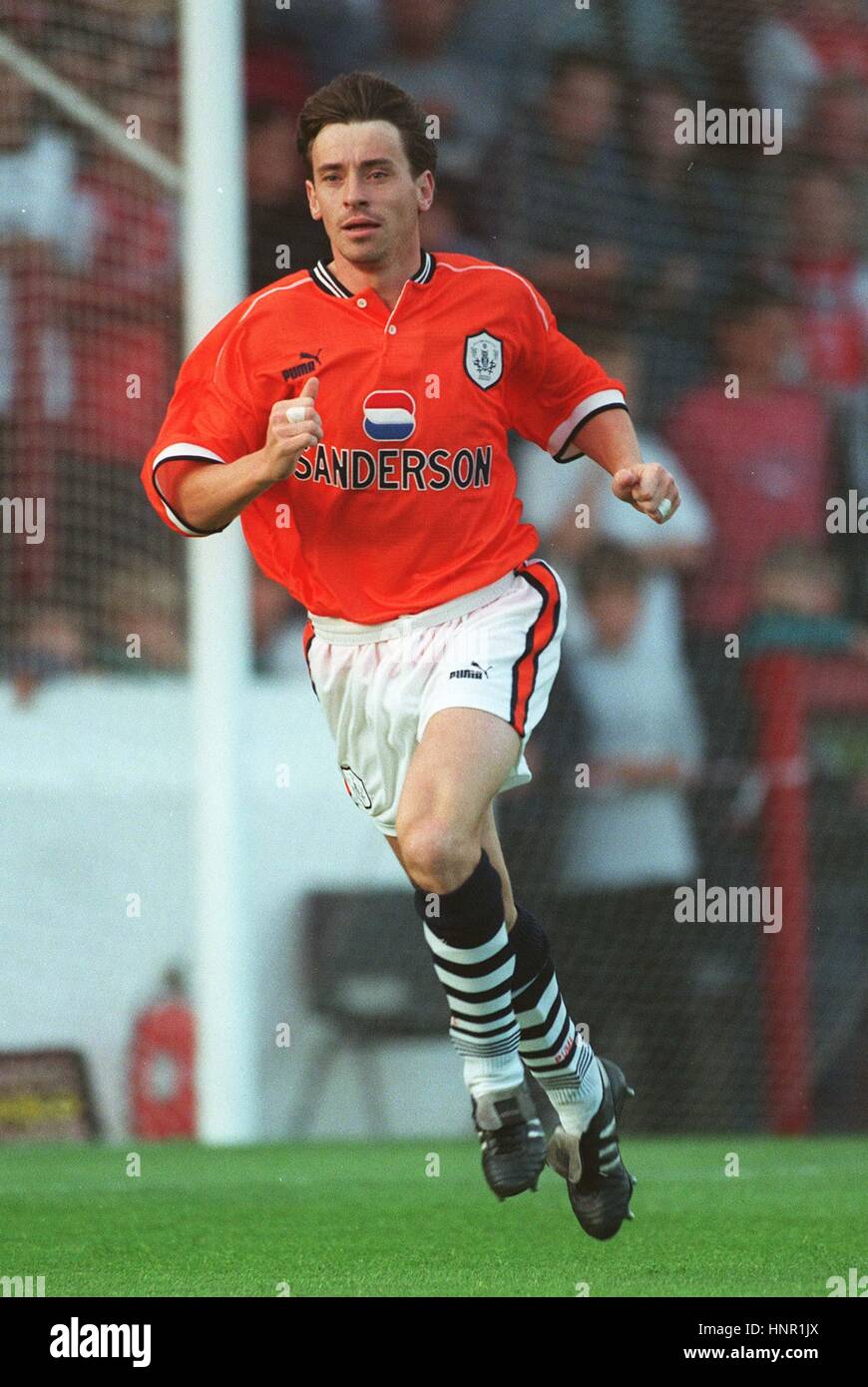 IAN NOLAN SHEFFIELD WEDNESDAY FC 18 August 1996 Stock Photo - Alamy