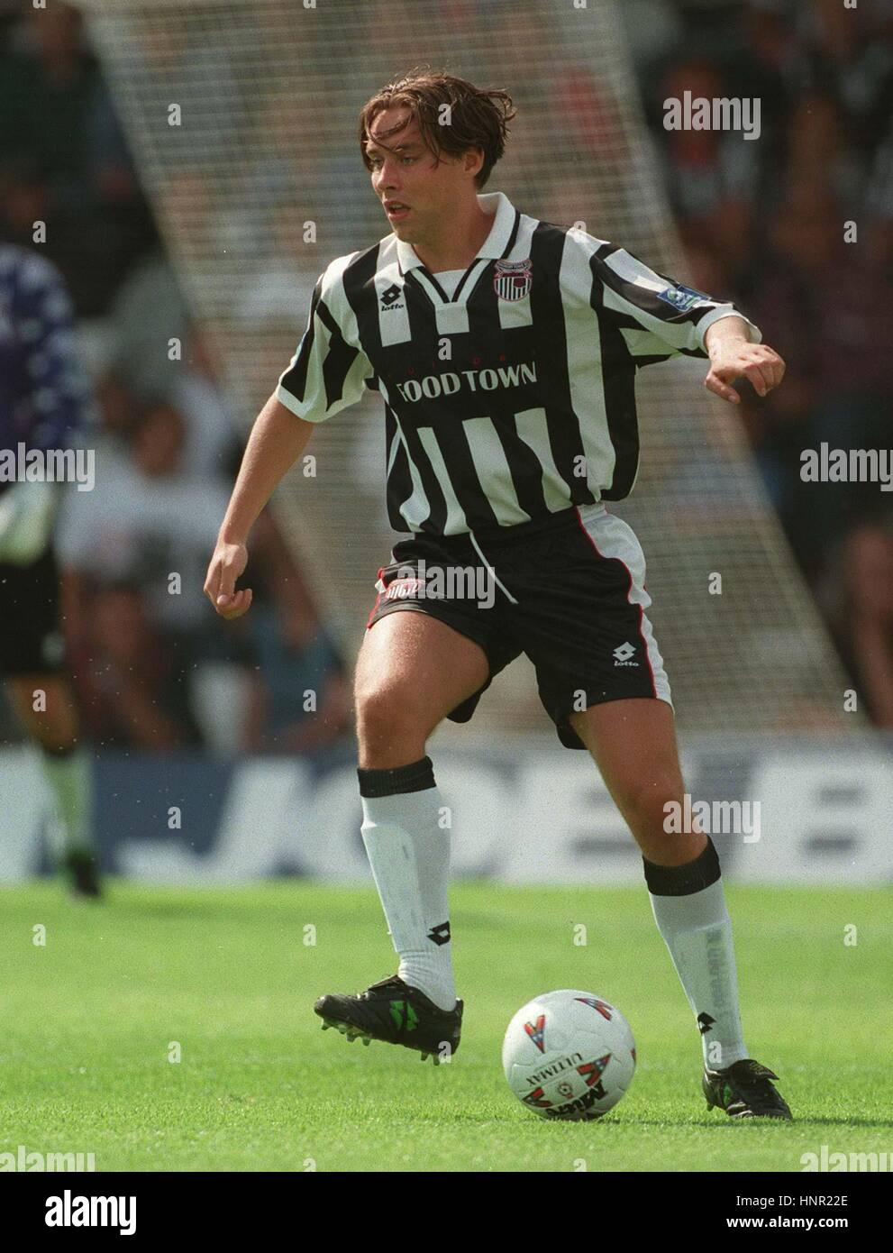 PETER HANDYSIDE GRIMSBY TOWN FC 14 August 1996 Stock Photo - Alamy