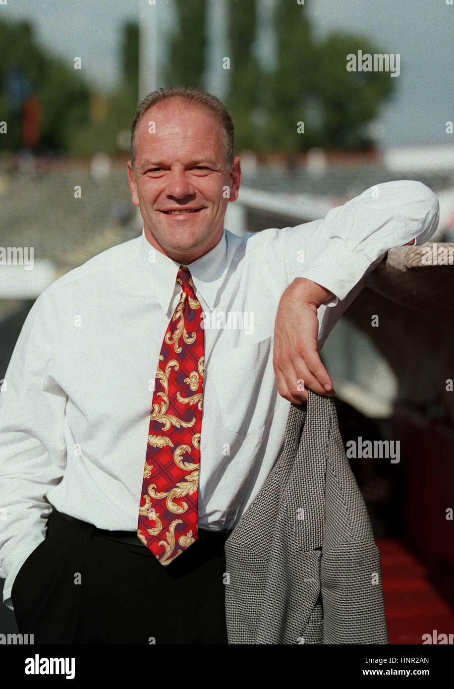 ANDY GRAY SKY TV PRESENTER 01 September 1996 Stock Photo - Alamy