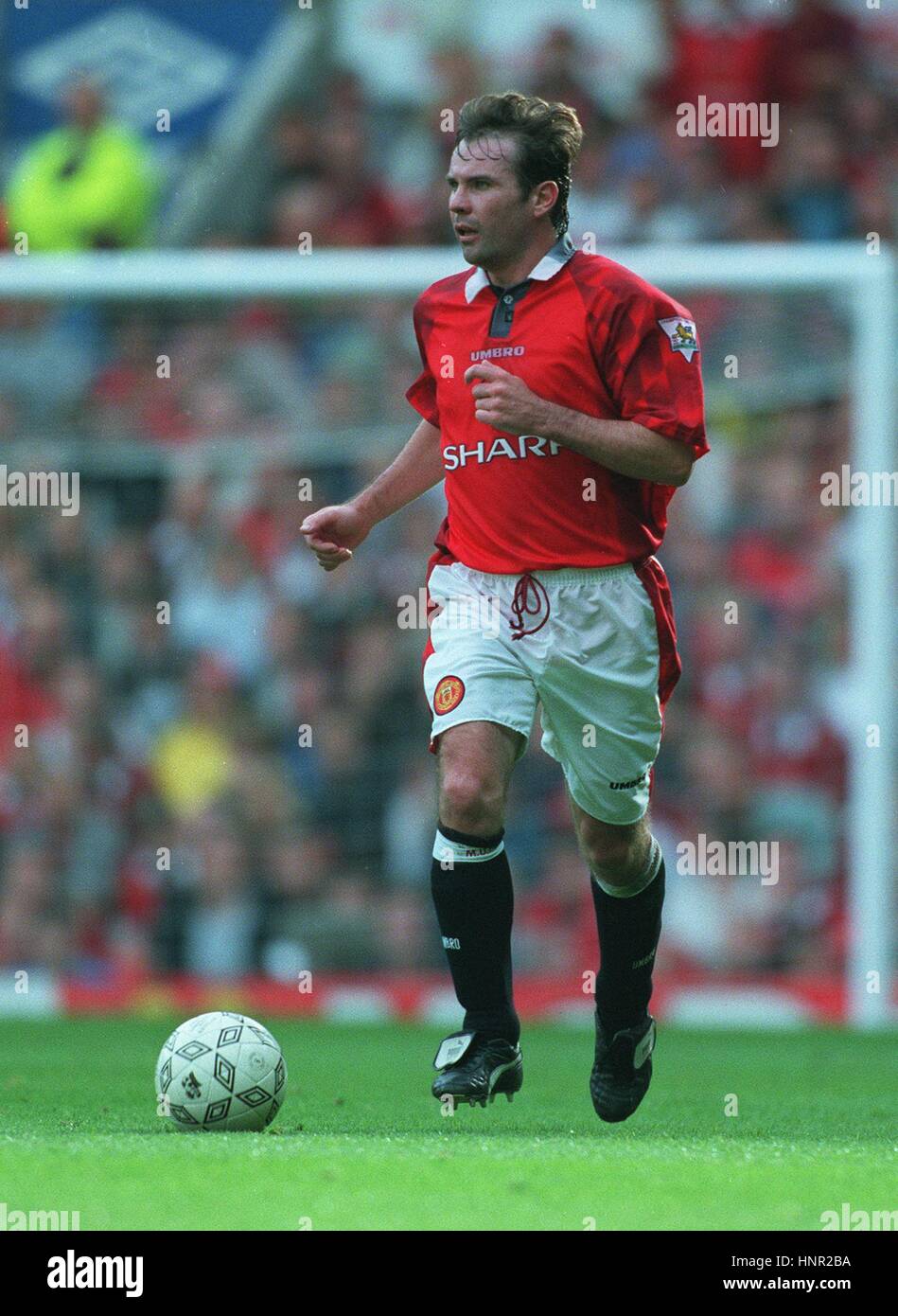 BRIAN MCCLAIR MANCHESTER UNITED FC 19 September 1996 Stock Photo - Alamy