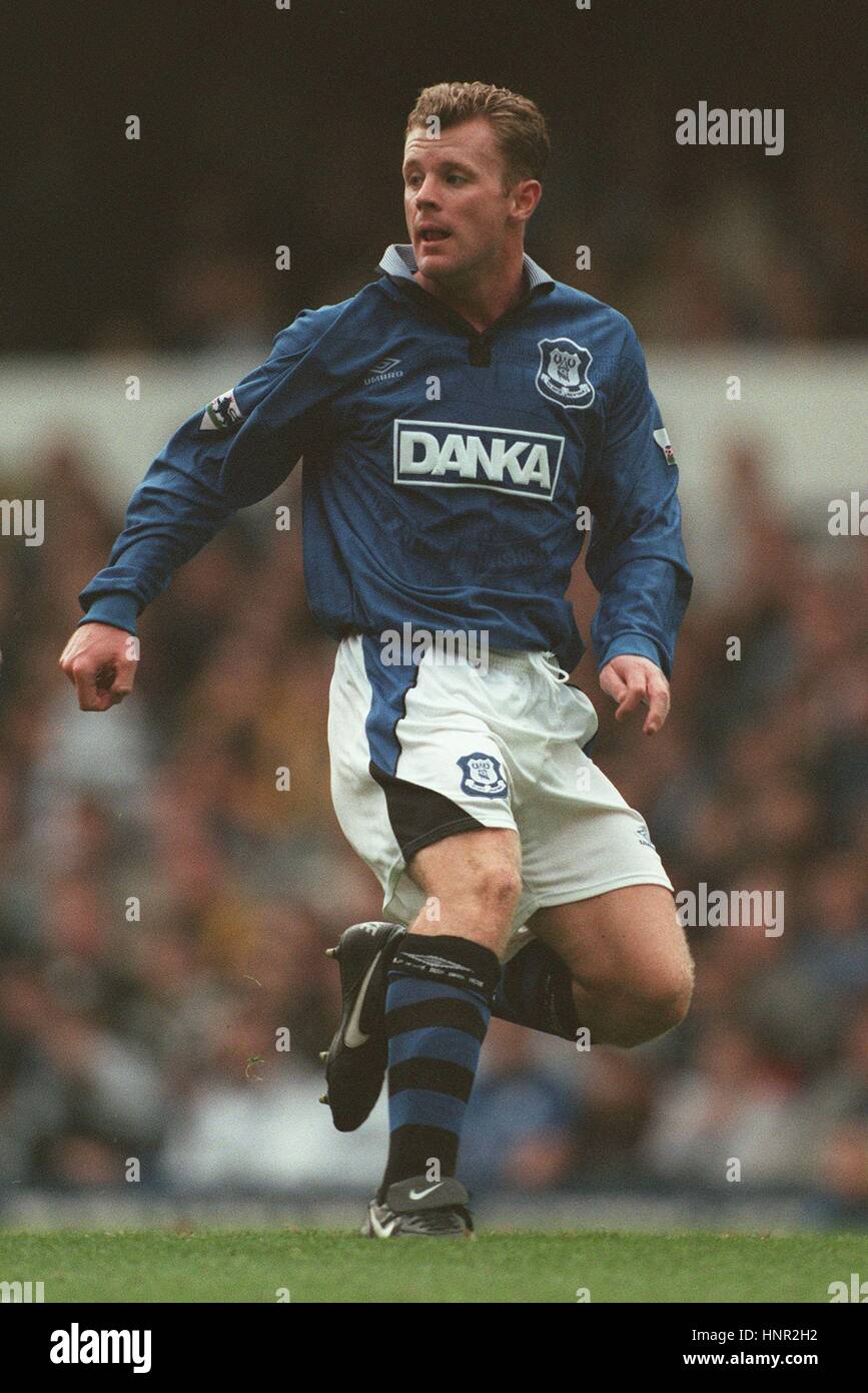 Football graham stuart hi-res stock photography and images - Alamy