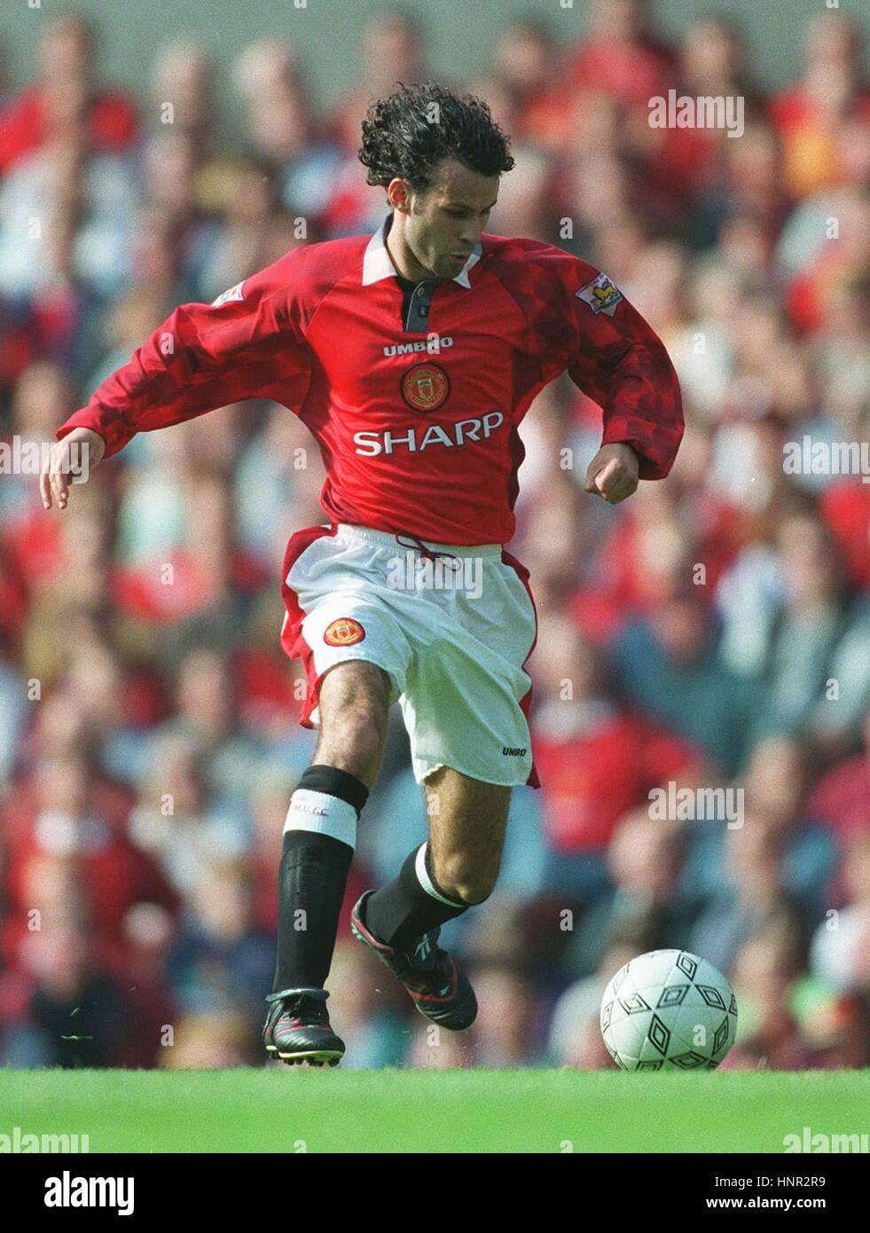 RYAN GIGGS MANCHESTER UNITED FC 15 September 1996 Stock Photo - Alamy