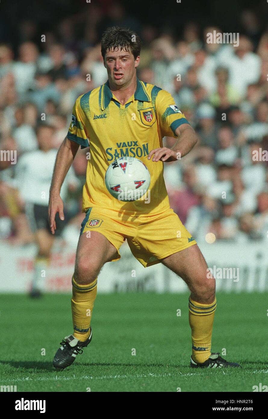NIALL QUINN SUNDERLAND FC 15 September 1996 Stock Photo - Alamy