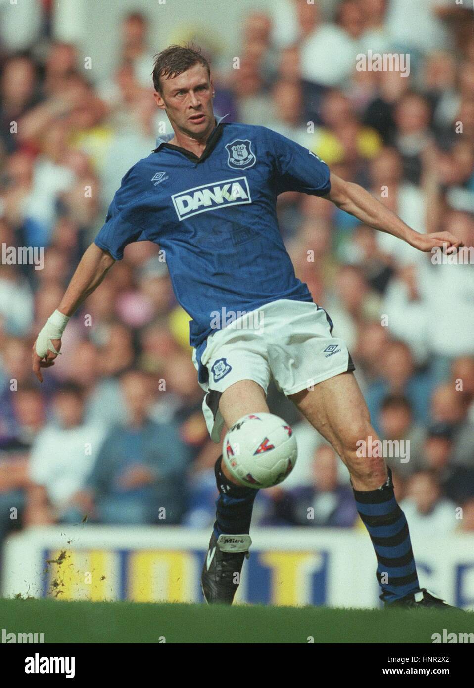 DUNCAN FERGUSON EVERTON FC 09 October 1996 Stock Photo - Alamy