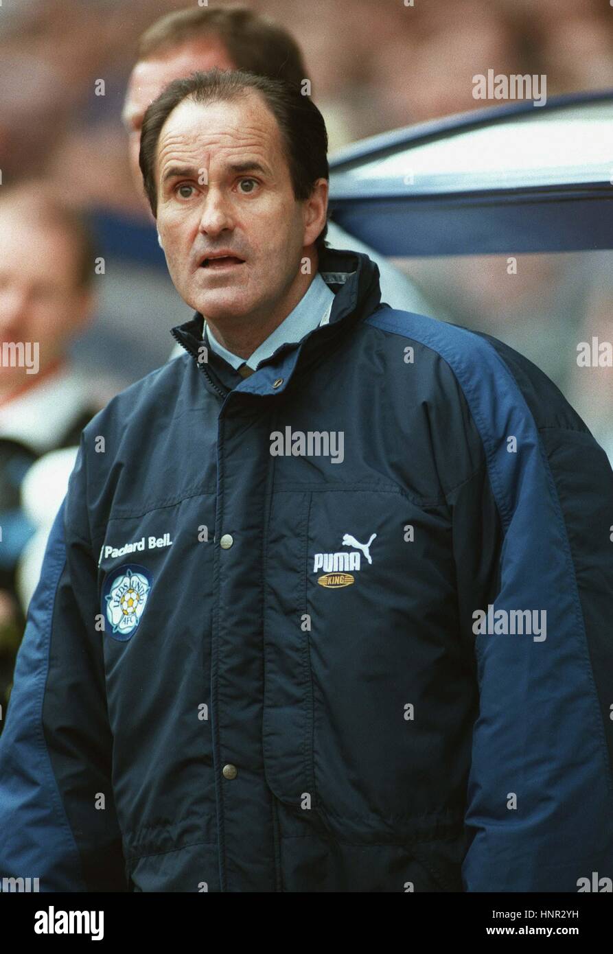 Leeds manager george graham hi-res stock photography and images - Alamy