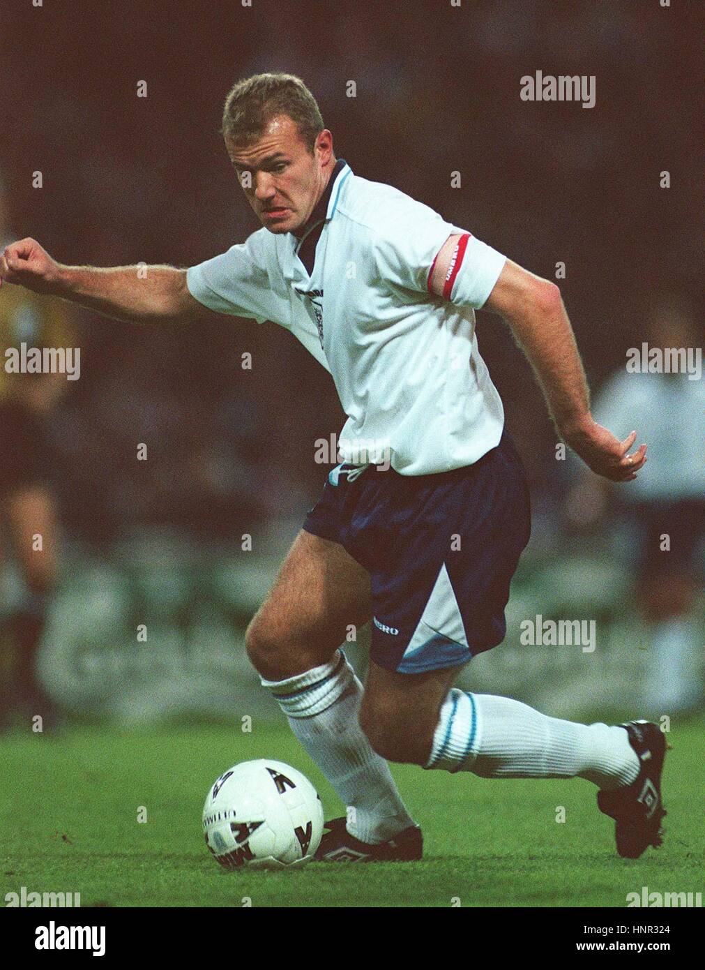 Shearer 1996 hi-res stock photography and images - Alamy