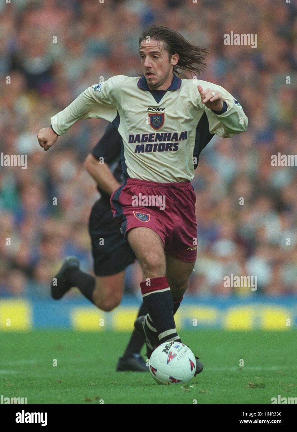 IAN BISHOP WEST HAM UNITED FC 16 October 1996 Stock Photo - Alamy
