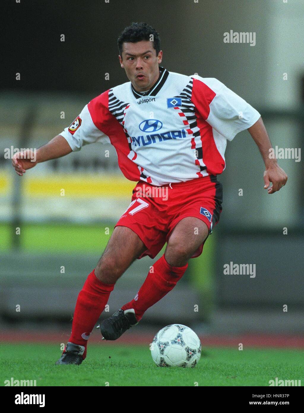 RODOLFO ESTEBAN CARDOSO HAMBURG SV 23 October 1996 Stock Photo - Alamy