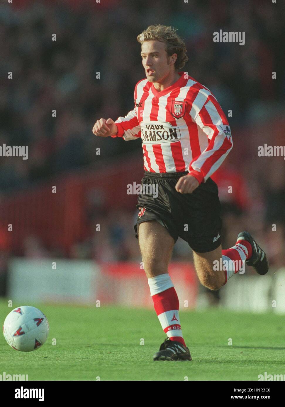 MICHAEL GRAY SUNDERLAND FC 28 October 1996 Stock Photo - Alamy