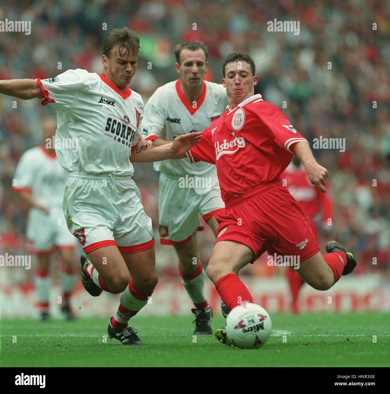 ROBBIE FOWLER DARIUSZ KUBICKI LIVERPOOL V SUNDERLAND 28 October 1996 ...