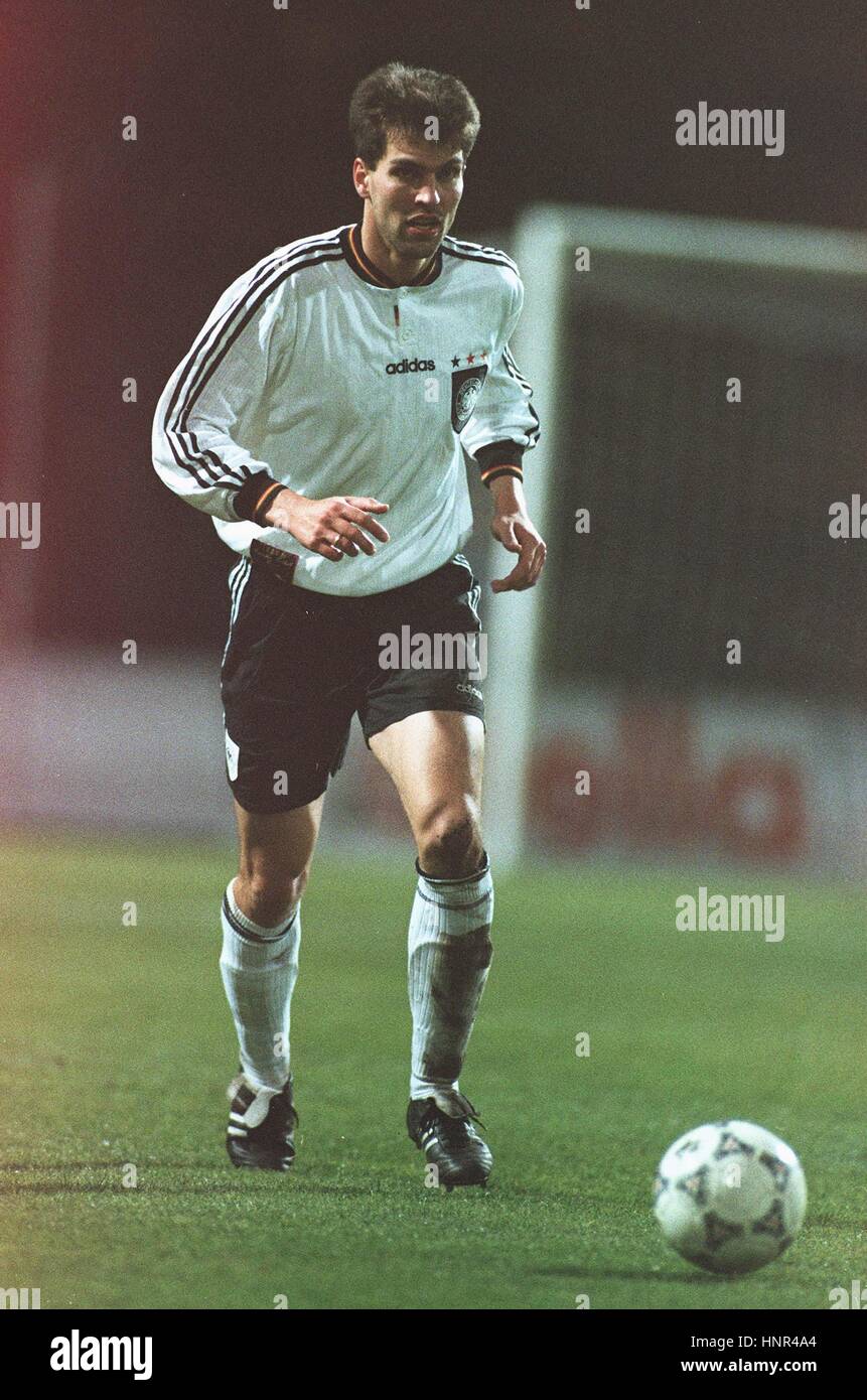 MARKUS BABBEL GERMANY & BAYERN MUNICH FC 19 November 1996 Stock Photo ...