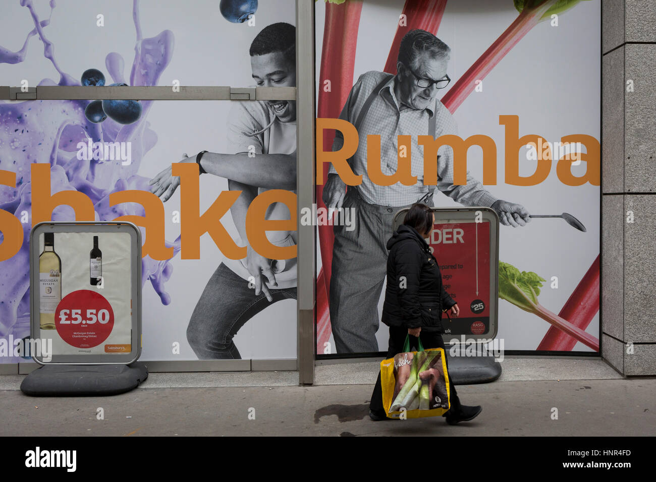 Morrisons advert hi-res stock photography and images - Alamy