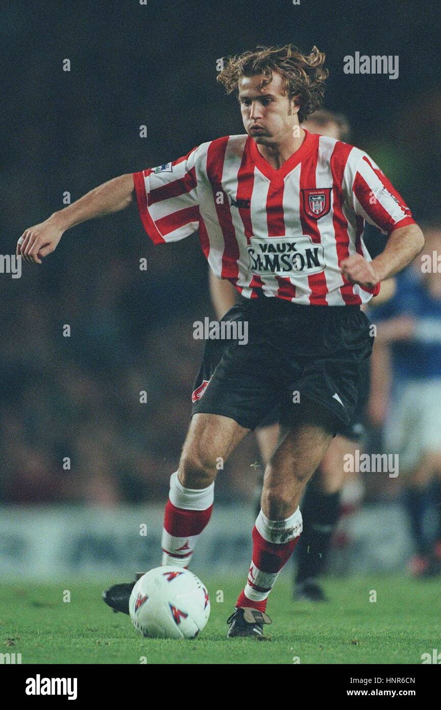 MICHAEL GRAY SUNDERLAND FC 03 December 1996 Stock Photo - Alamy