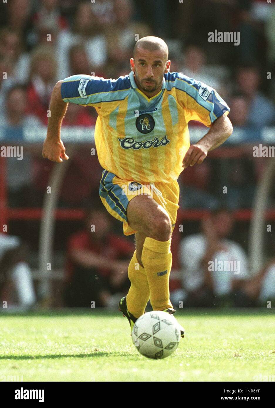 Gianluca vialli 1996 hi-res stock photography and images - Alamy