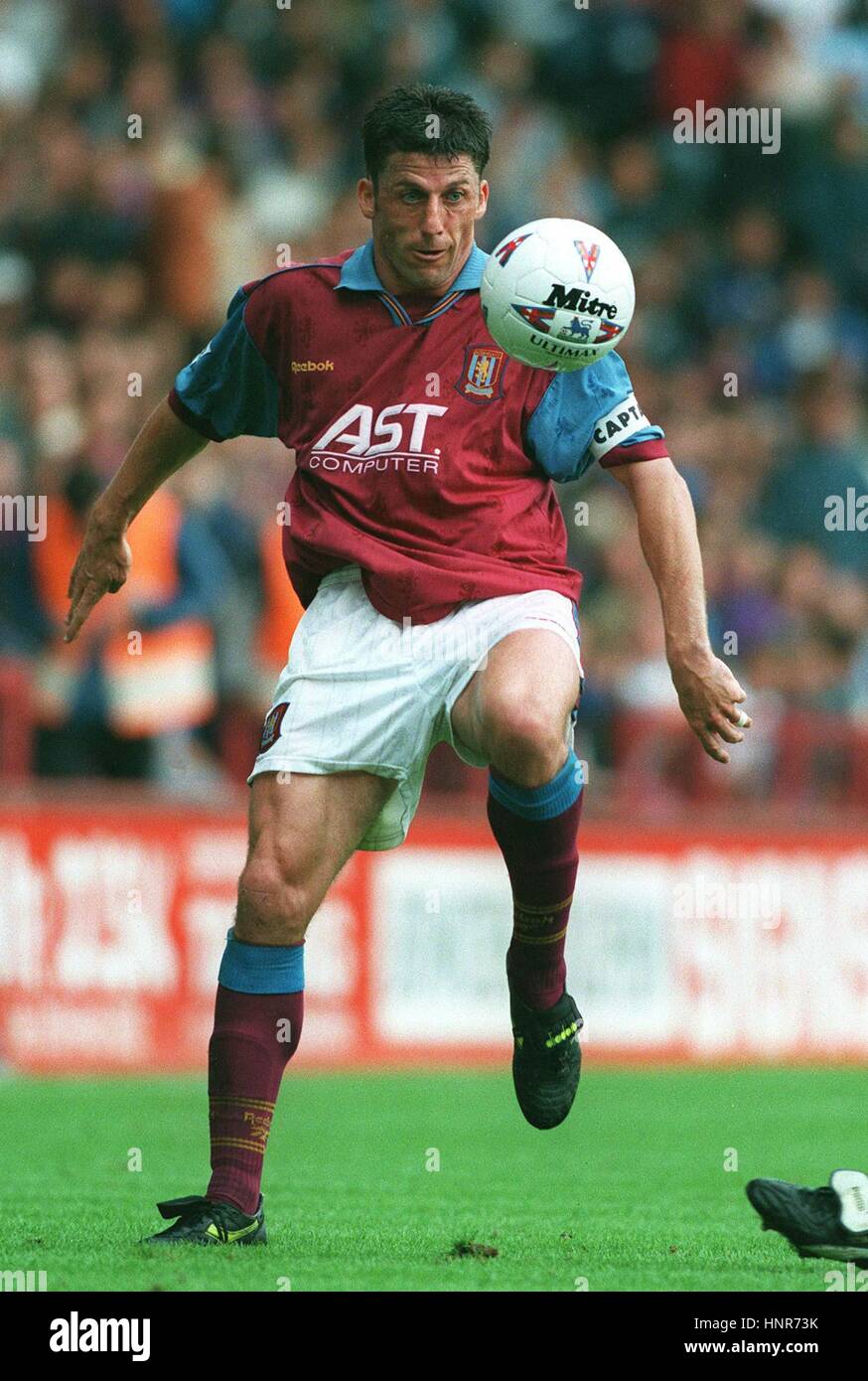 Andy townsend aston villa hi-res stock photography and images - Alamy