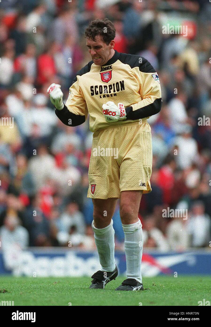 Tony coton hi-res stock photography and images - Alamy