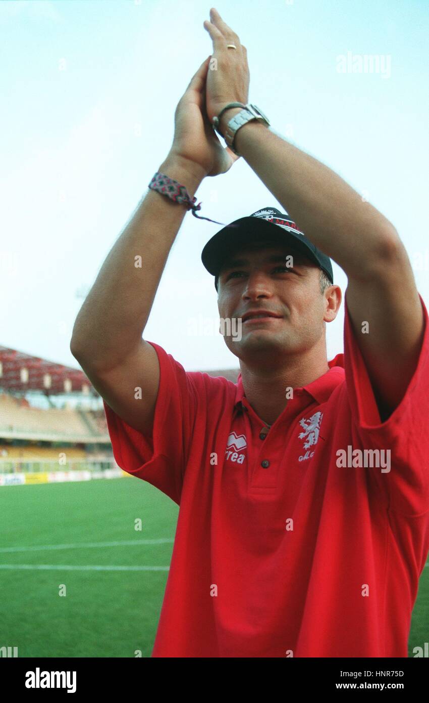 Fabrizio ravanelli middlesbrough hi-res stock photography and images ...