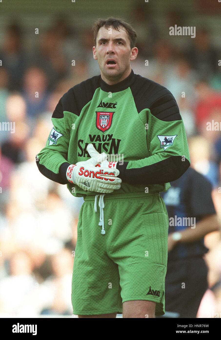 Tony coton hi-res stock photography and images - Alamy