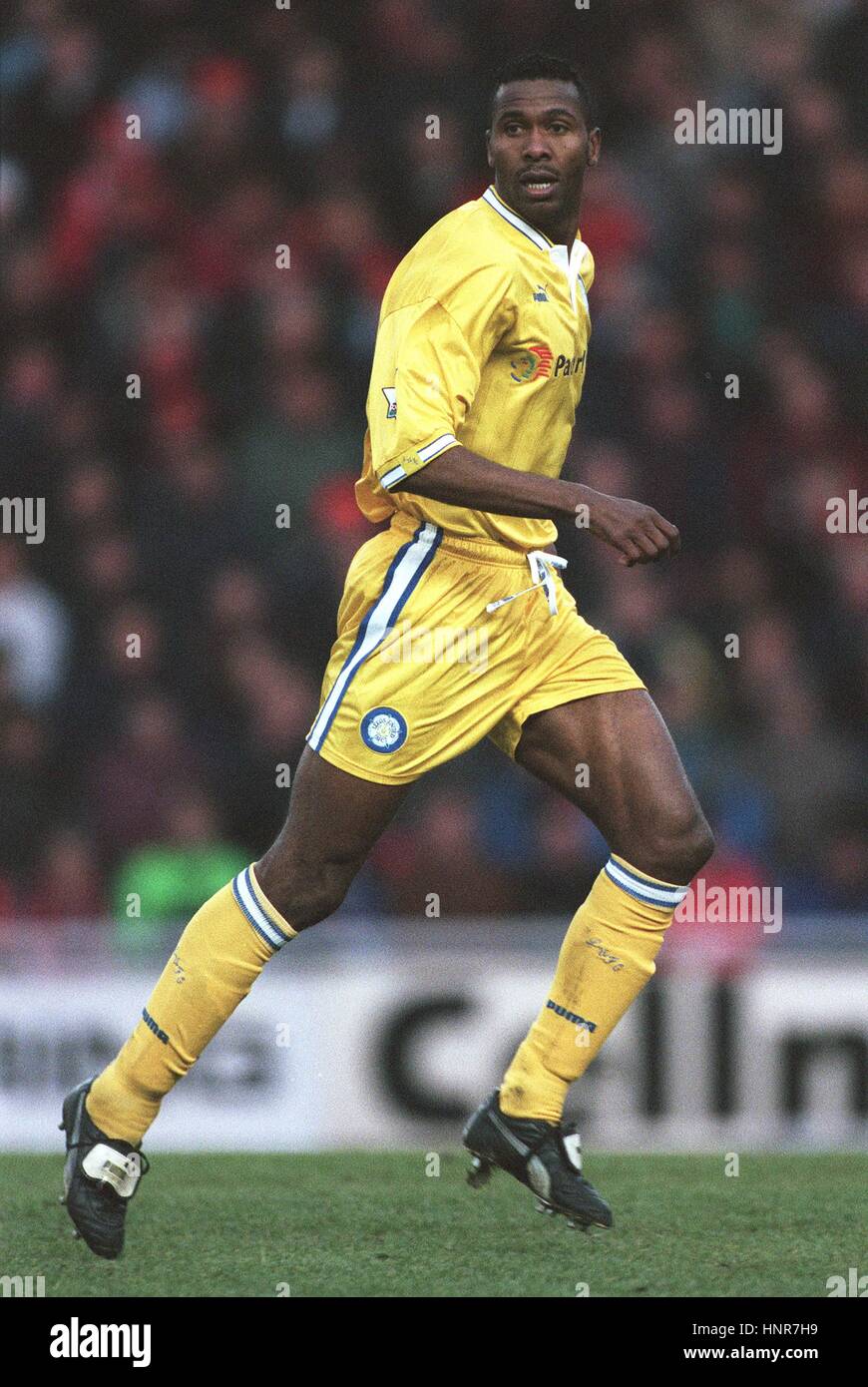 LUCAS RADEBE LEEDS UNITED FC 09 December 1996 Stock Photo - Alamy