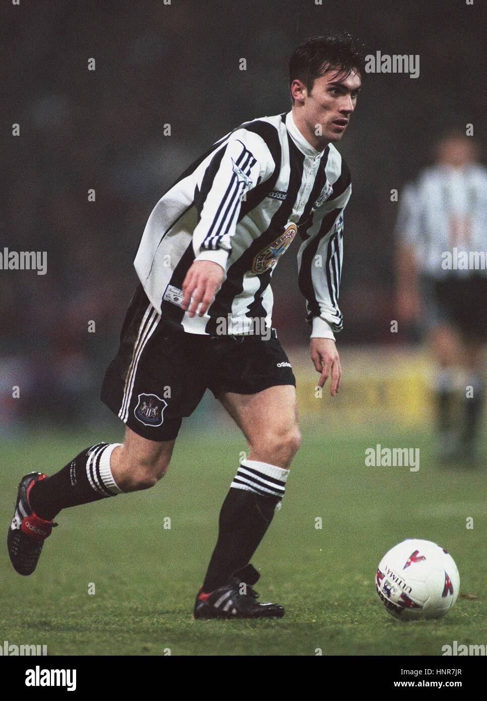 KEITH GILLESPIE NEWCASTLE UNITED FC 10 December 1996 Stock Photo - Alamy