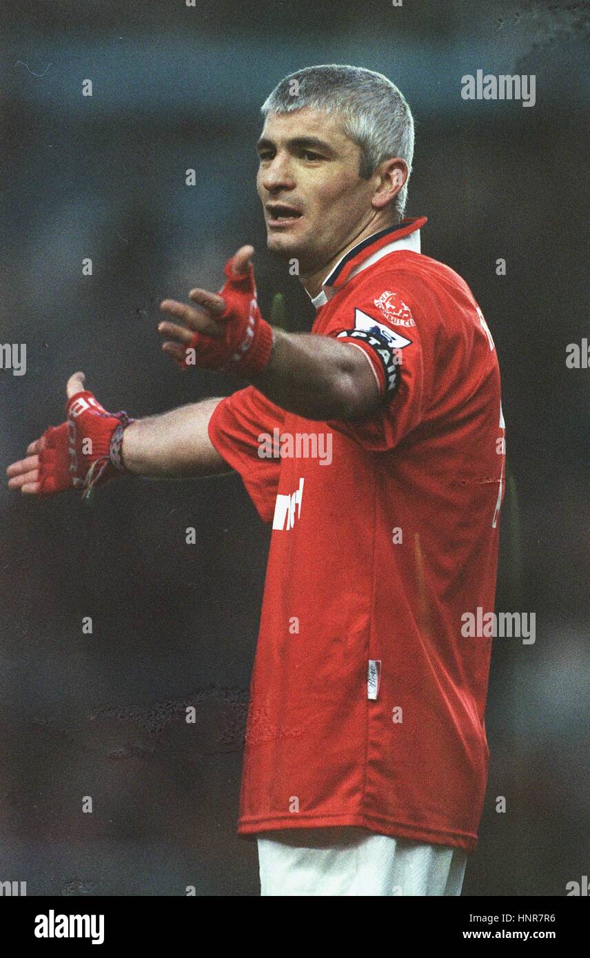 FABRIZIO RAVANELLI MIDDLESBROUGH FC 30 December 1996 Stock Photo - Alamy
