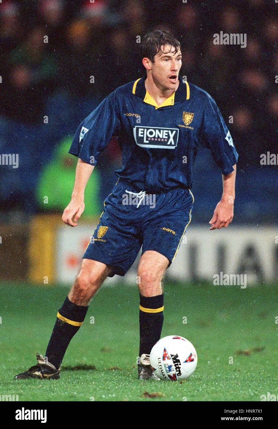 KENNY CUNNINGHAM WIMBLEDON FC 12 January 1996 Stock Photo - Alamy