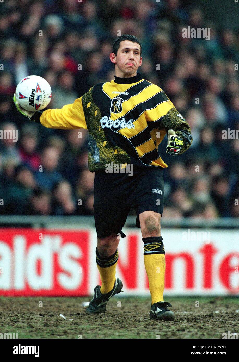 KEVIN HITCHCOCK CHELSEA FC 12 March 1996 Stock Photo - Alamy