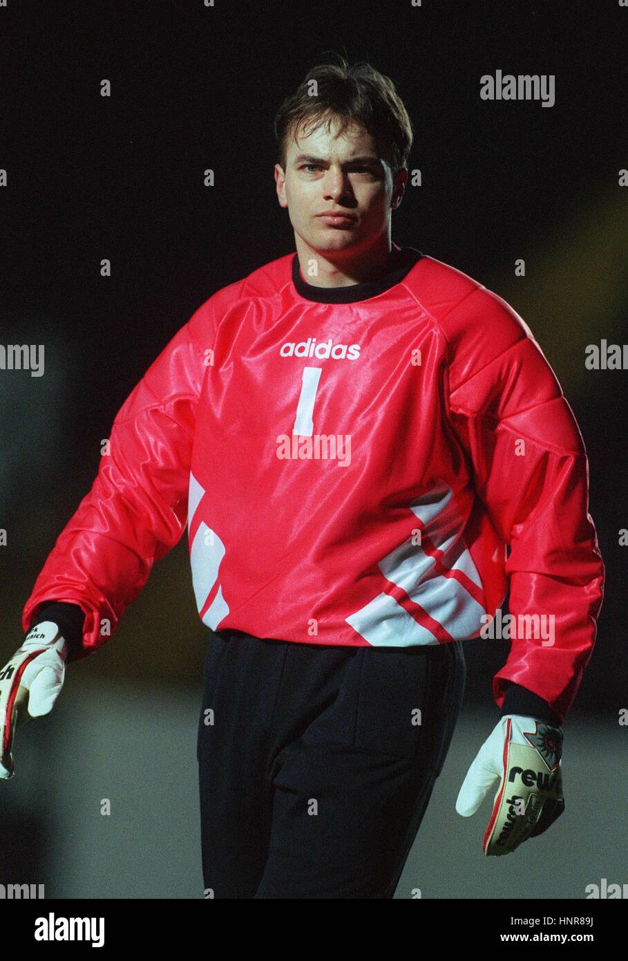 Mark bosnich aston villa fc hi-res stock photography and images - Alamy