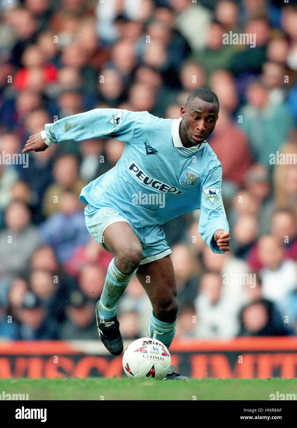 PETER NDLOVU COVENTRY CITY FC 01 April 1996 Stock Photo - Alamy