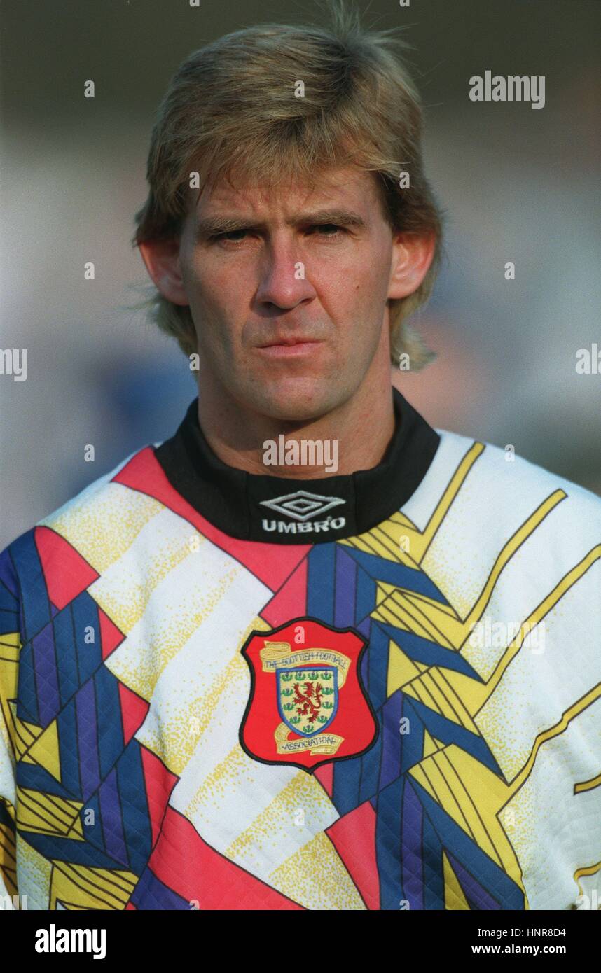 NICKY WALKER SCOTLAND & PARTICK THISTLE FC 26 April 1996 Stock Photo ...