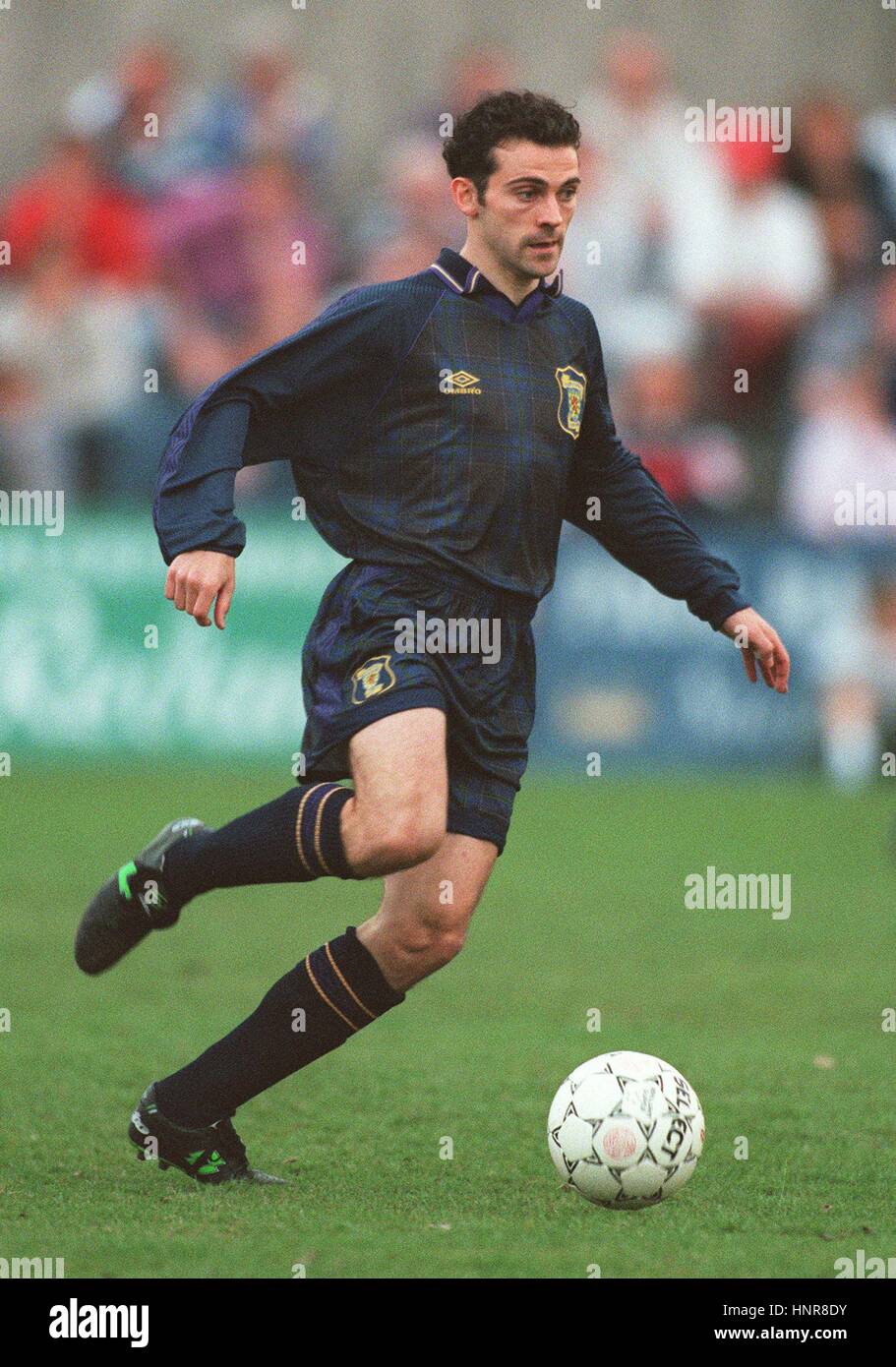 COLIN CAMERON SCOTLAND & HEARTS FC 26 April 1996 Stock Photo - Alamy