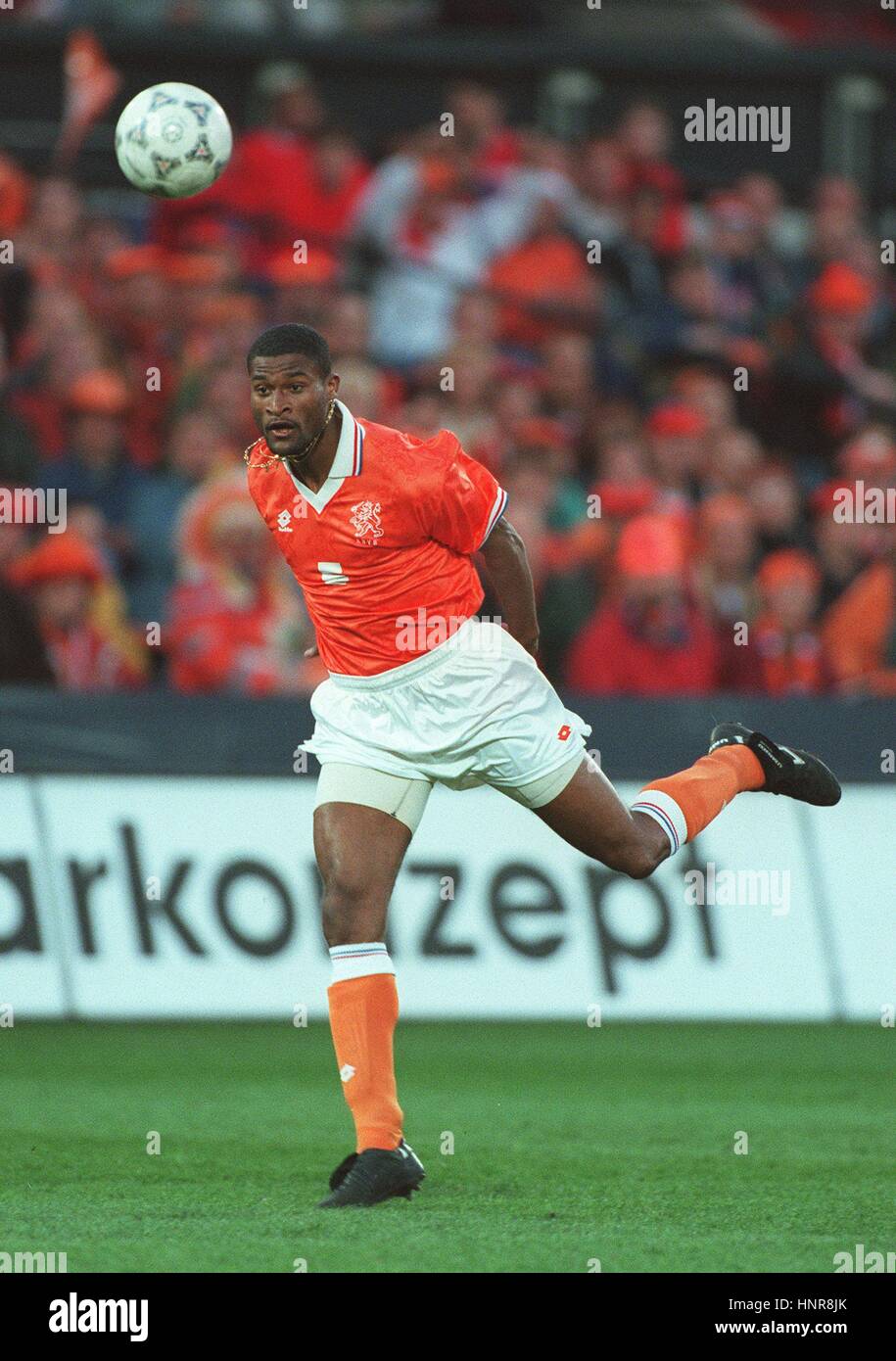 WINSTON BOGARDE HOLLAND & AJAX 26 April 1996 Stock Photo - Alamy