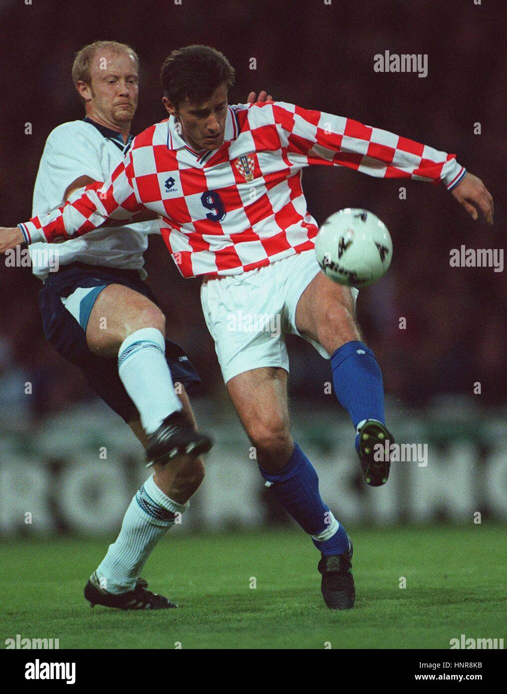 Mark wright the challenge hi-res stock photography and images - Alamy