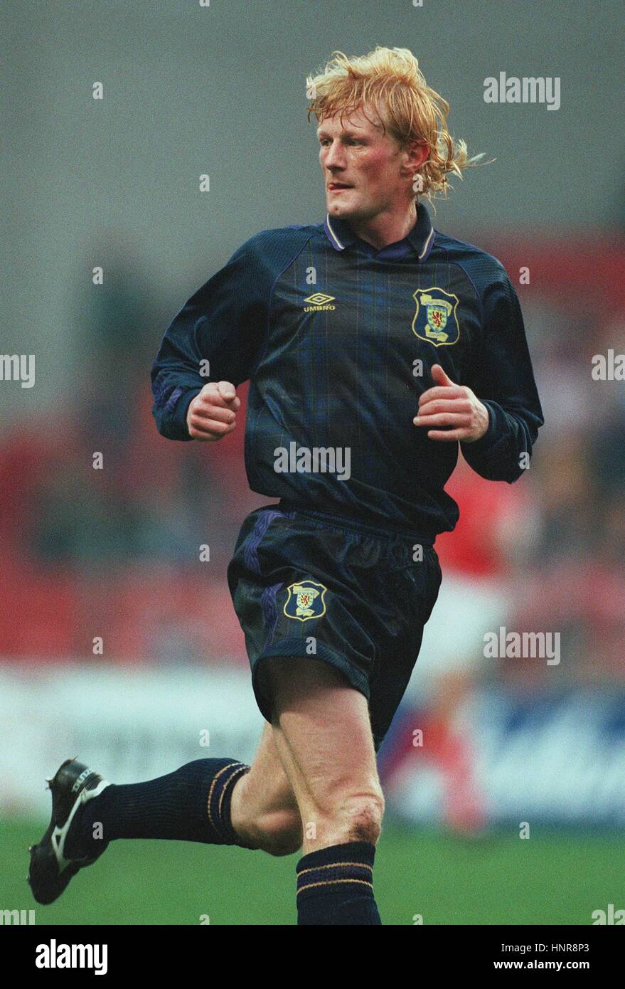 Colin hendry 1996 hi-res stock photography and images - Alamy