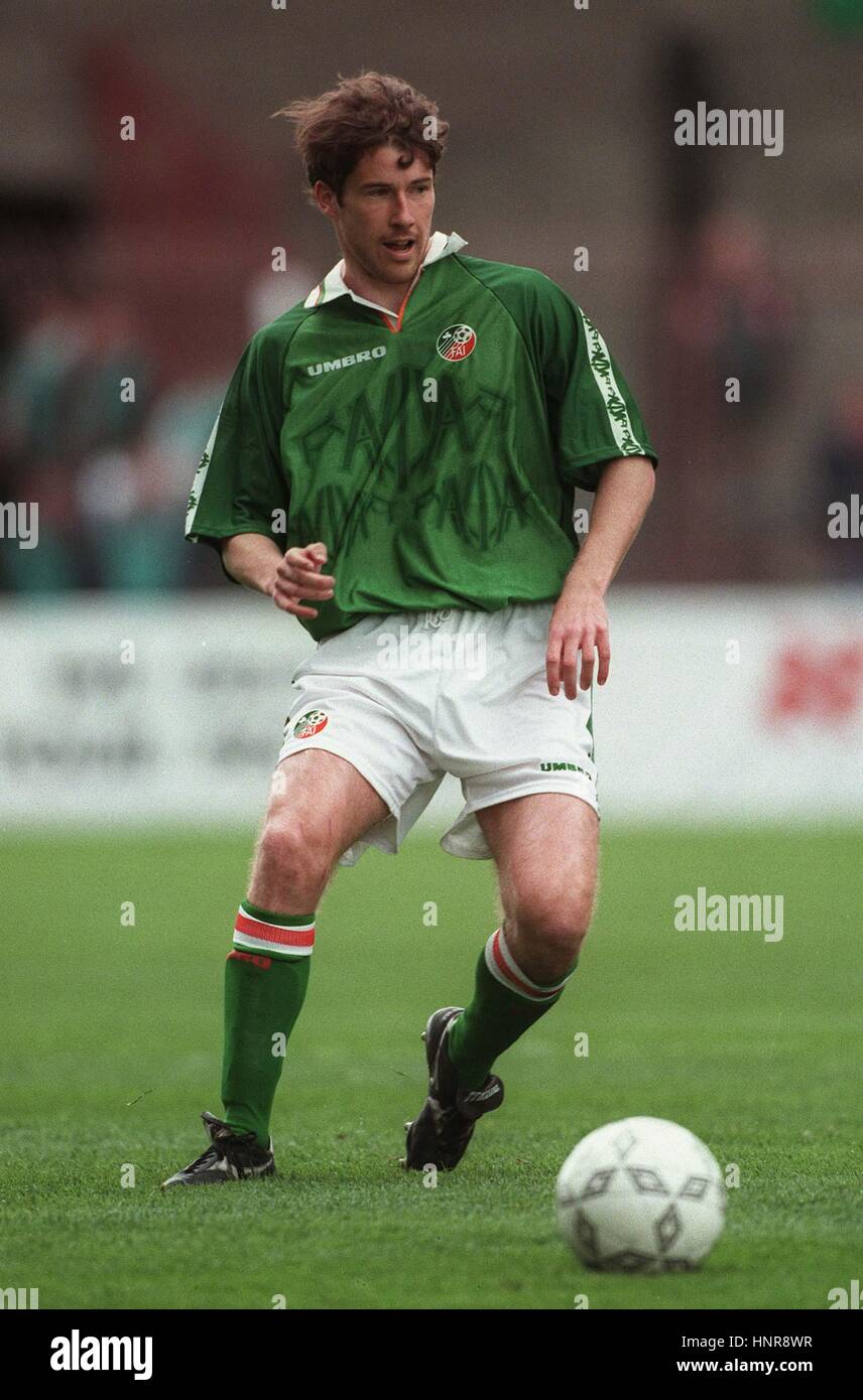 KENNY CUNNINGHAM EIRE & WIMBLEDON FC 04 June 1996 Stock Photo - Alamy