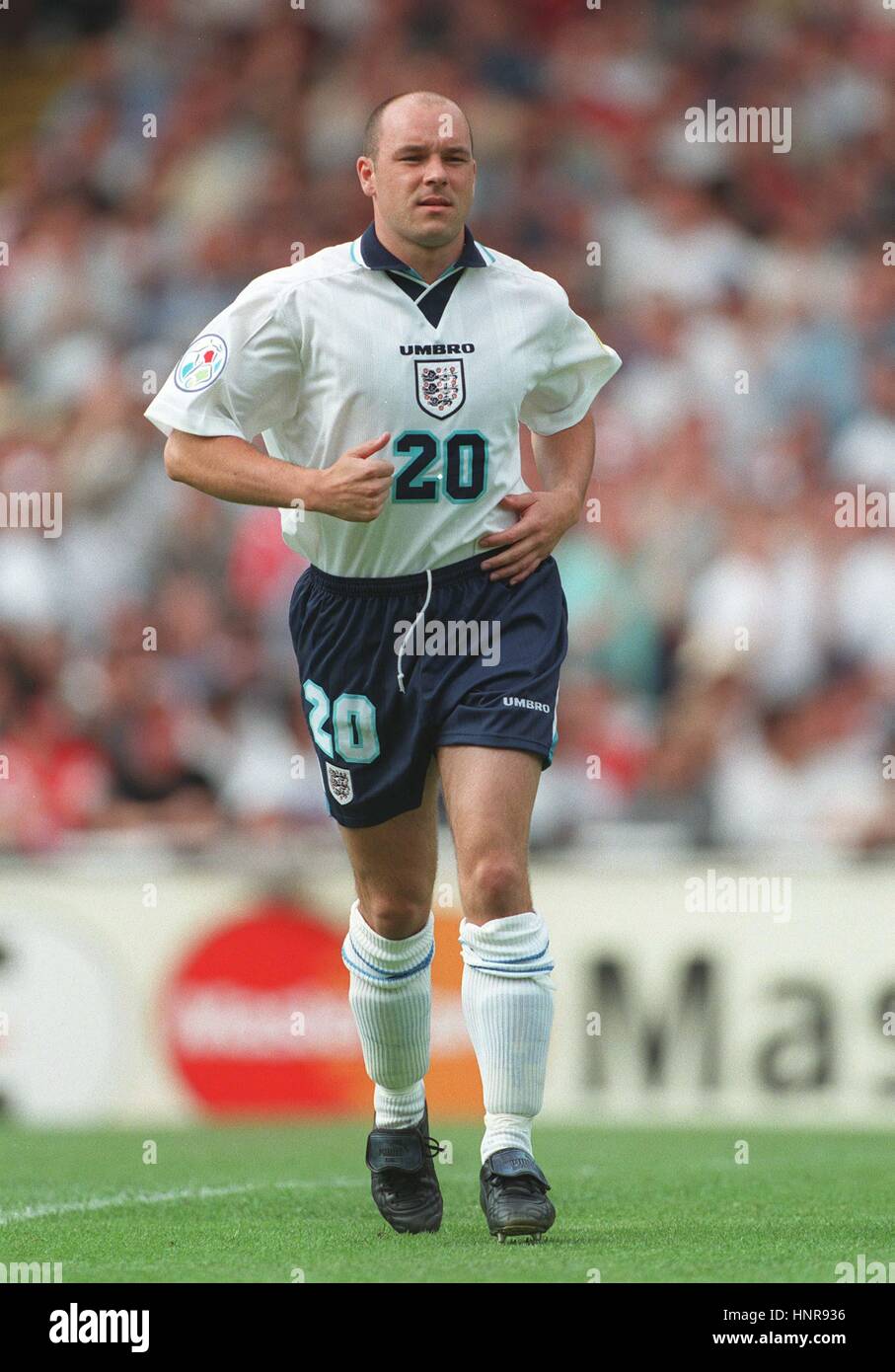 STEVE STONE ENGLAND & NOTTINGHAM FOREST FC 08 June 1996 Stock Photo - Alamy